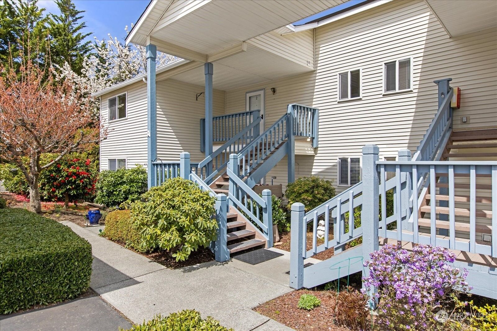 2 bed Lynnwood home for sale: 20617 28th Avenue W A2, Lynnwood, WA 98036