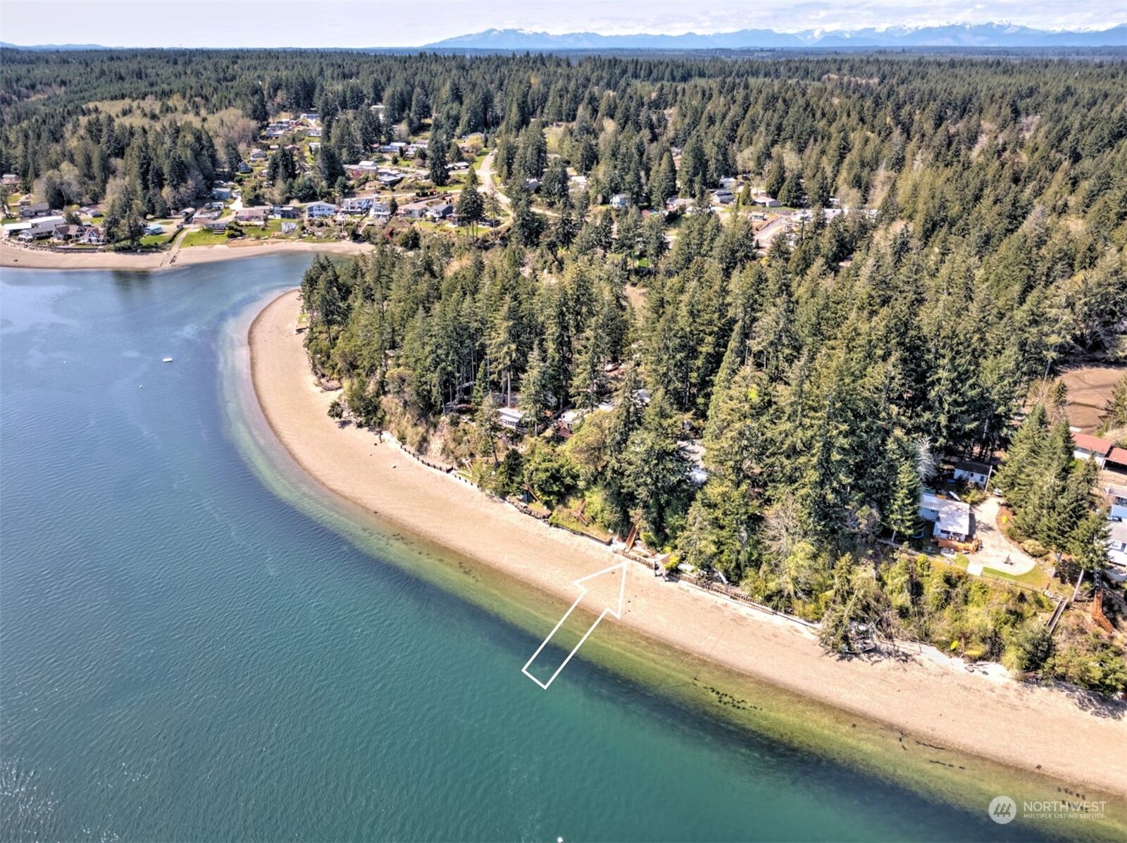 MLS#2059008: 130 E Orchard Beach Drive, Grapeview, WA 98546