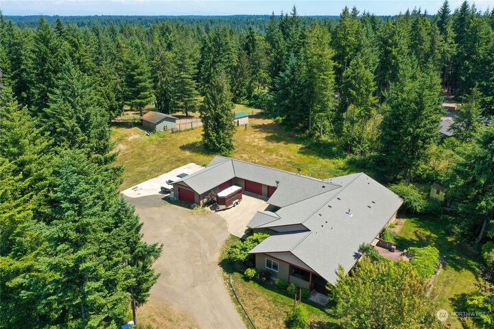 4 bed Port Orchard home for sale: 1250 SW Clevenger Lane, Port Orchard ...