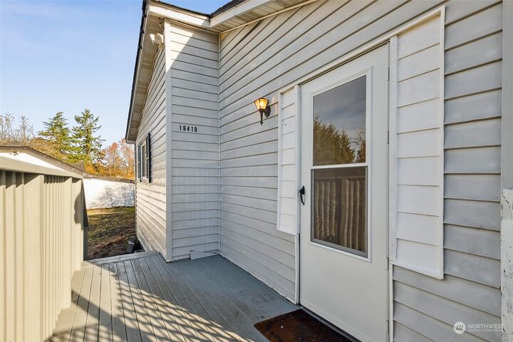 Home for sale in Sumner: 16419 92nd Street E, Sumner, WA 98390