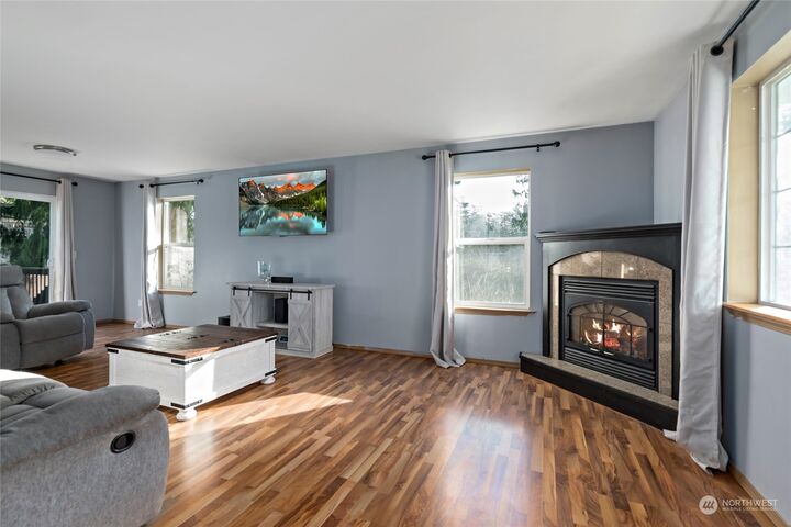 2 bed Coupeville home for sale: 1293 Halsey Drive, Coupeville, WA 98239