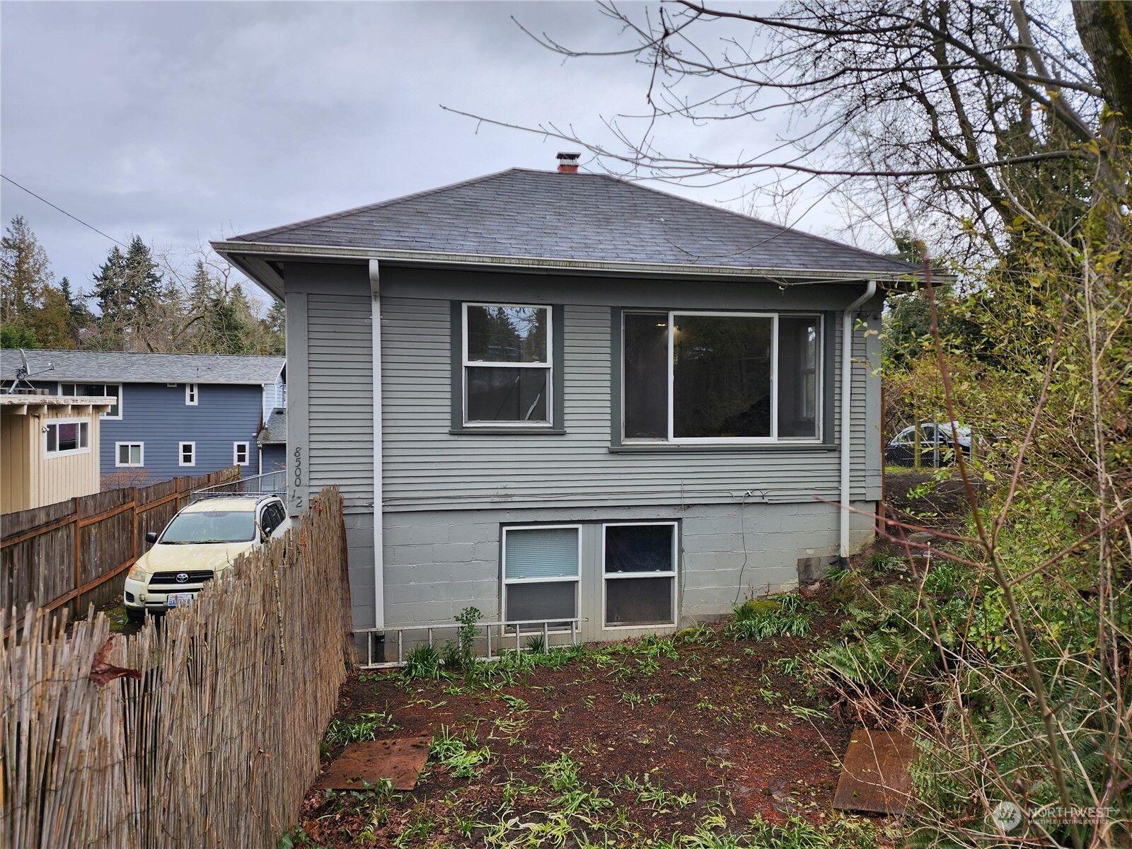 MLS#2208515: 8500 23rd Avenue NE, Seattle, WA 98115