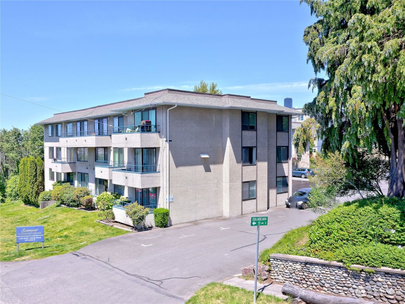 MLS#2296767: 1100 S Atlantic Street 203, Seattle, WA 98134