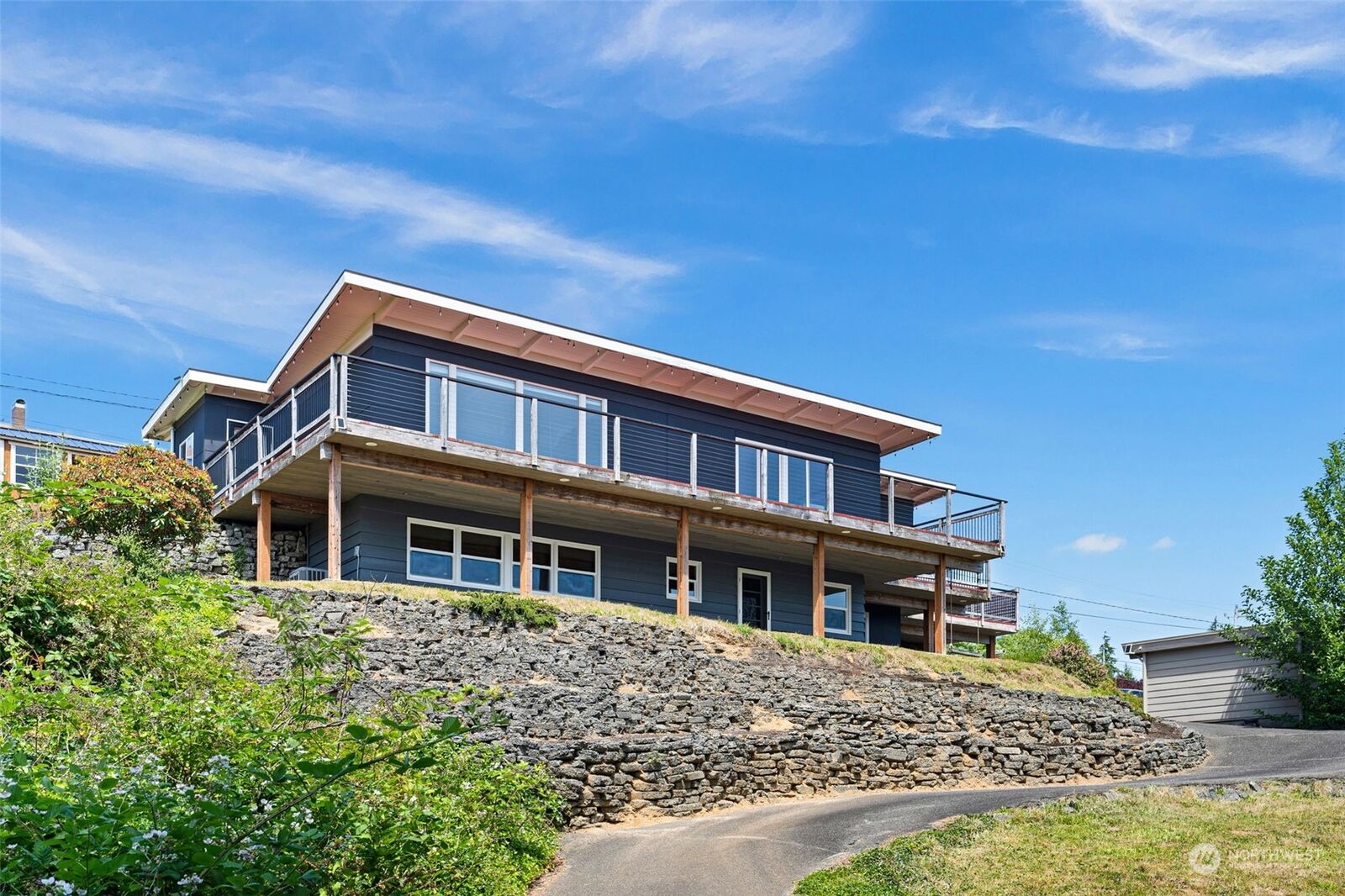 4 bed Hoquiam home for sale: 344 Gale Street, Hoquiam, WA 98550