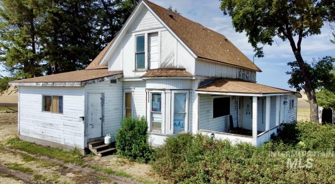 House for sale in Nezperce: 2061 Powerline Rd, Nezperce, ID 83543