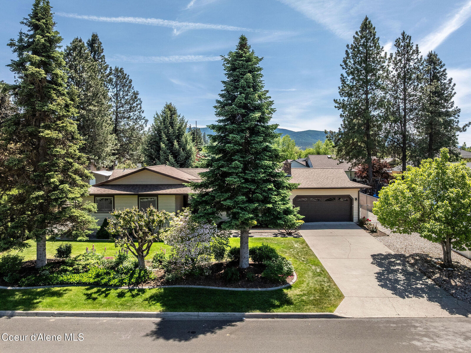 House for sale in Post Falls: 407 W Musket Ave, Post Falls, ID 83854
