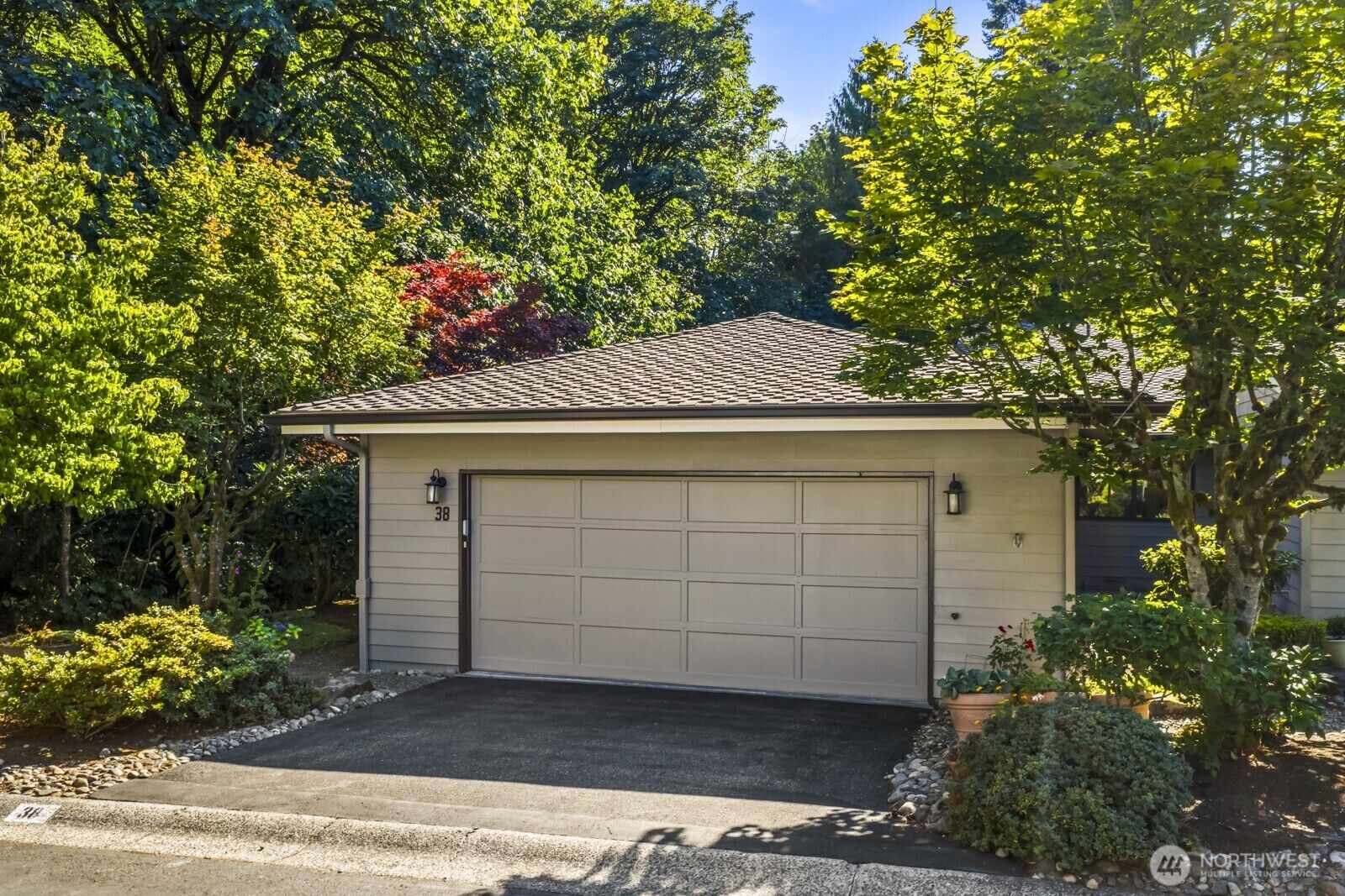 2 bed Mill Creek home for sale: 15800 Village Green Drive 38, Mill ...