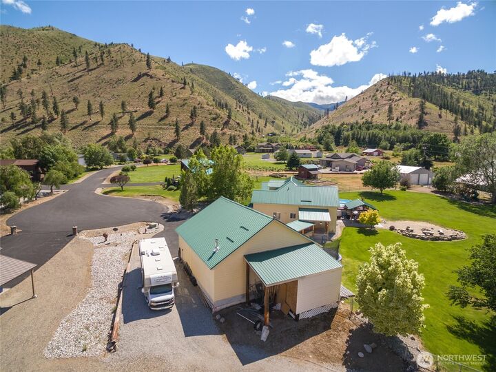 House for sale in Entiat: 4902 Keystone Place, Entiat, WA 98822